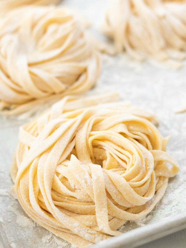 Easy Homemade Pasta - BEYOND THE NOMS